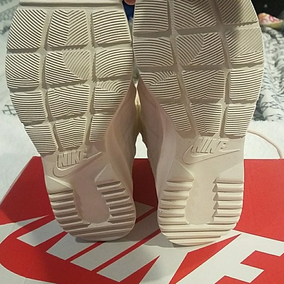Nike | Shoes | Nike Nwt Womens Tanjun High Rise Sneakers | Poshmark